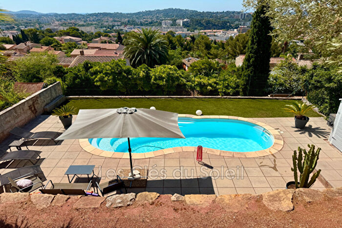 Maison 4 pièces à Toulon, Darboussèdes, à vendre