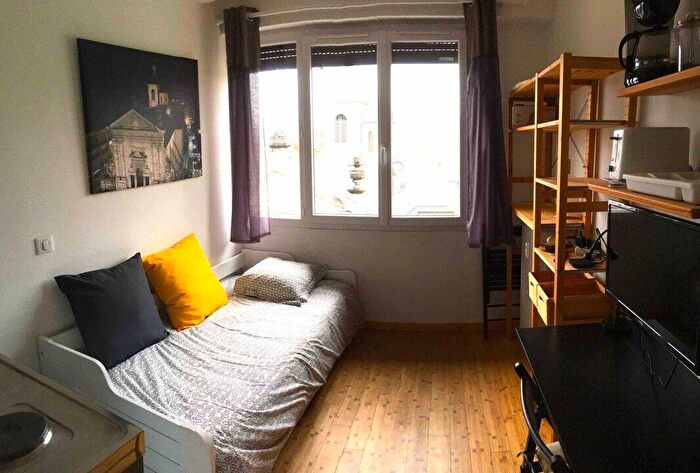 Centre-Stade, Chambéry - Appartement 1 pièce à louer
