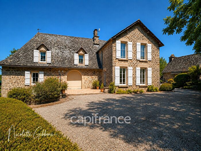 Maison 7 pièces à vendre à Sexcles