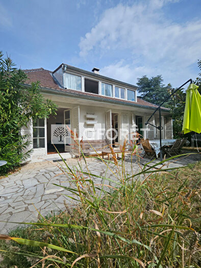 Maison 6 pièces à Oullins, Golf, Célestins, à vendre