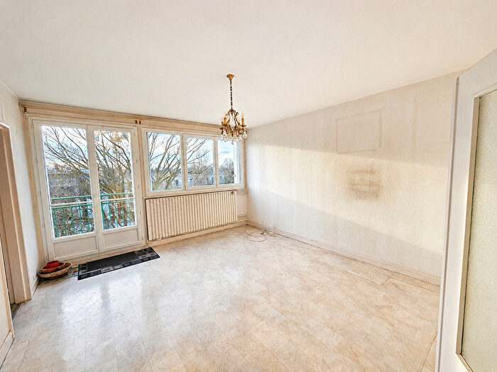 Appartement 4 pièces à vendre - Le Plessis-Trévise, Val Roger