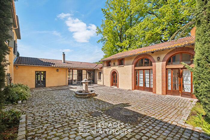 Maison 14 pièces à Écully, Les Serres, Vivier, à vendre