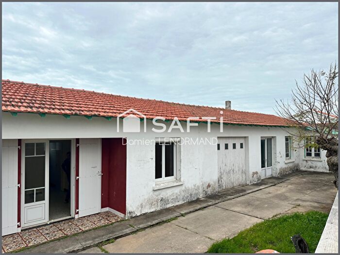 Maison 8 pièces à Saint-Pierre-d'Oléron, à vendre