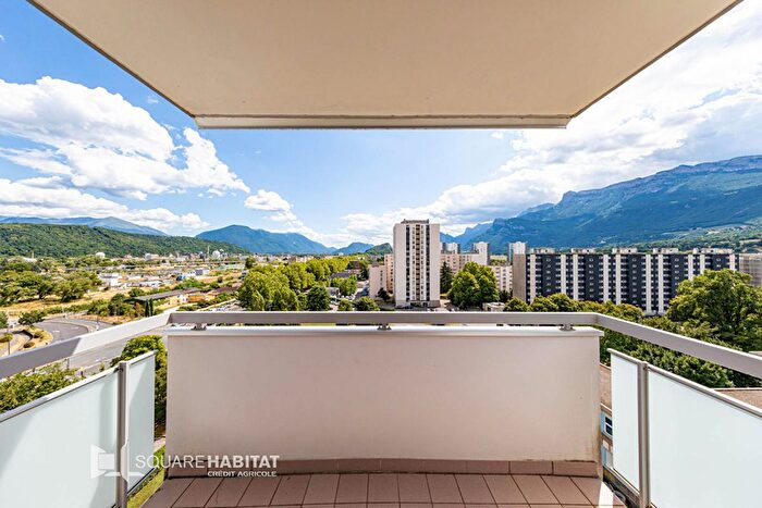 Appartement à vendre - Le Pont-de-Claix - 4 pièces - 2 chambres