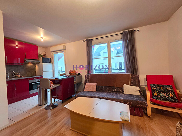 Appartement à vendre - Persan - 3 pièces - 2 chambres