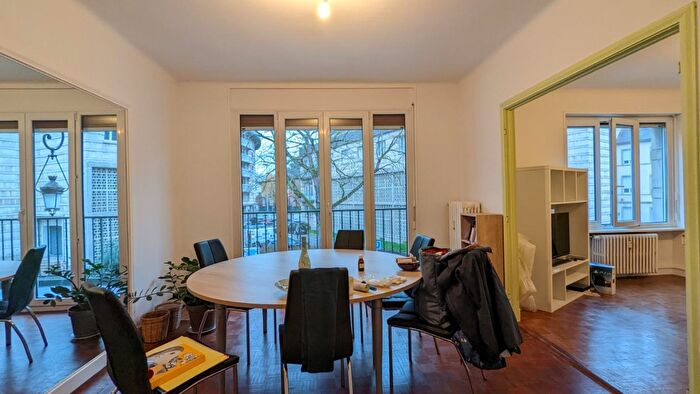 Appartement à louer - Mulhouse, Centre historique - 4 pièces - 2 chambres