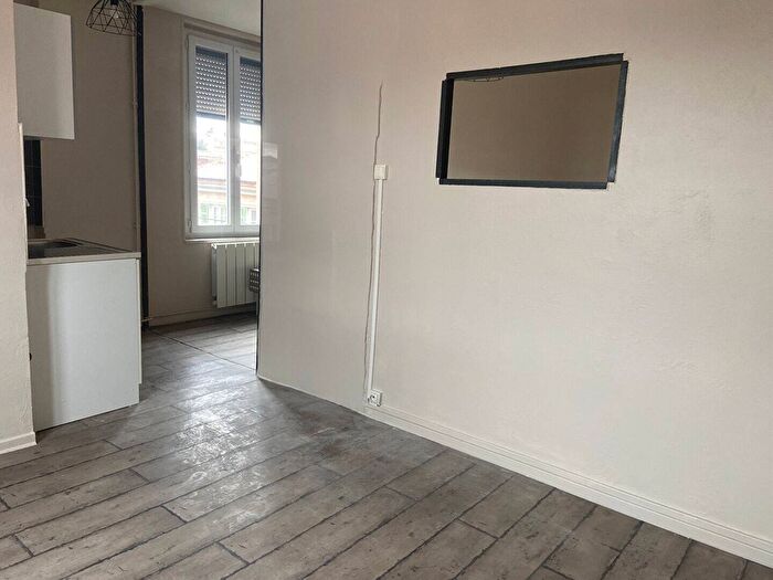 Appartement à louer - Sainte-Colombe - 1 pièce - 1 chambre