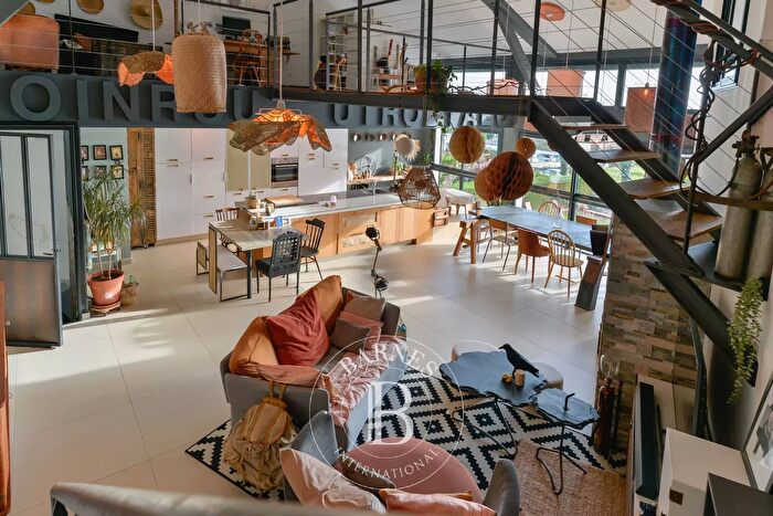 Appartement à vendre - Saint-Andéol-le-Château - 5 pièces - 4 chambres