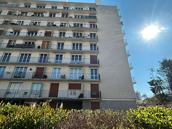 Appartement à vendre - Reims, Europe, Chemin Vert - 4 pièces - 2 chambres