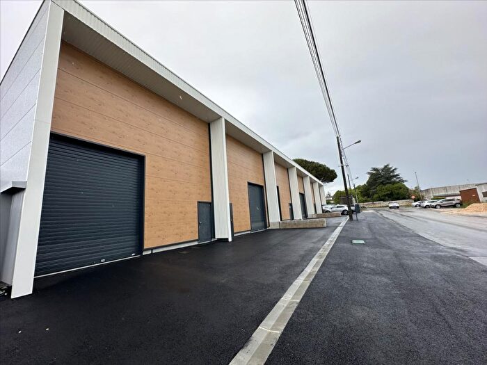 Appartement à louer - Soyaux - 1 pièce