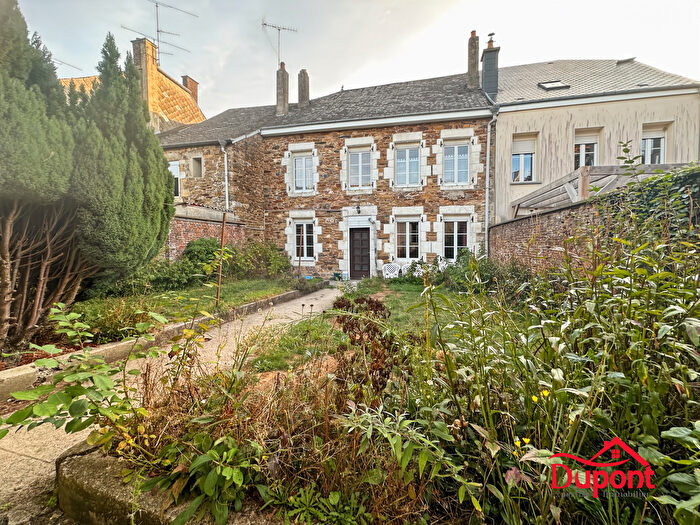 Maison 7 pièces à Maubert-Fontaine, à vendre