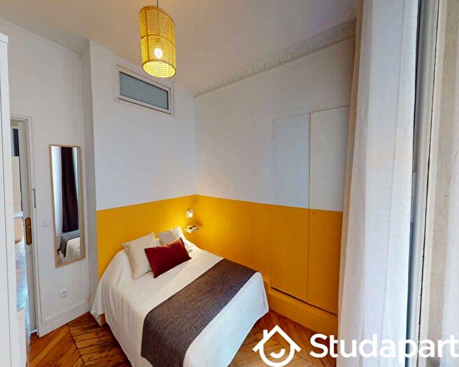Chateau d'Eau-Lancry, Paris 10ème arrondissement : Appartement 1 pièce à louer