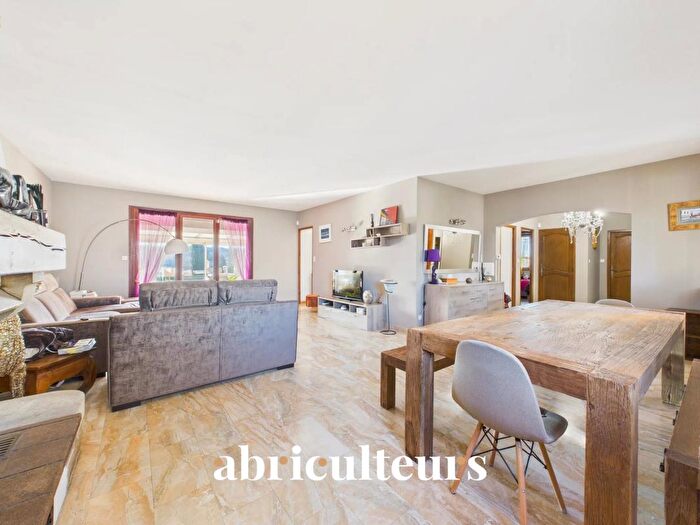 Maison à vendre - Lambesc - 5 pièces - 3 chambres