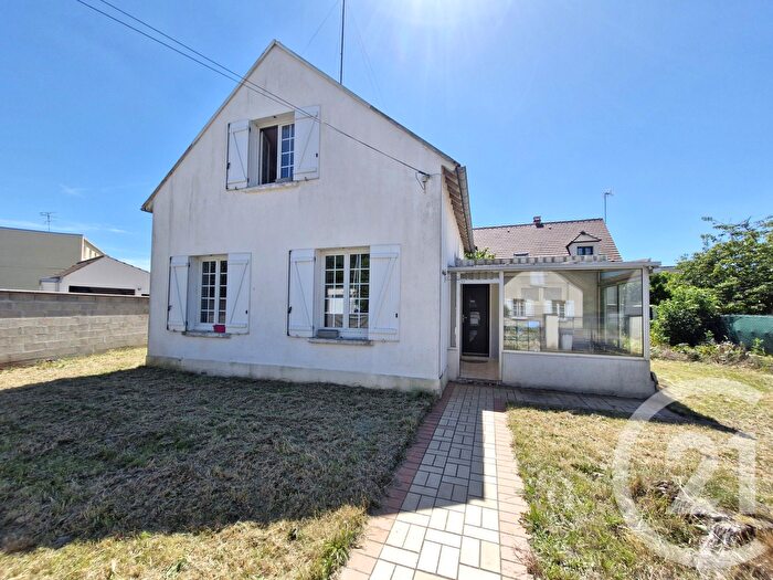 Maison 5 pièces à vendre à Lacroix-Saint-Ouen