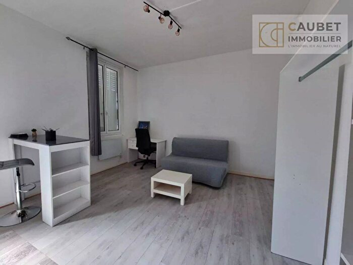 Appartement à louer - Pradeau-Gare-Rue GLassale, Tarbes - 1 pièce