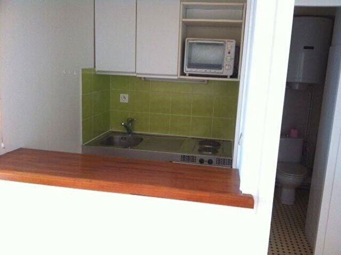 Appartement à louer - Championnet-Caserne de Bonne, Grenoble - 2 pièces - 1 chambre