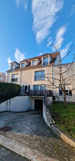 Appartement à louer - Centre, Nanterre - 5 pièces - 3 chambres