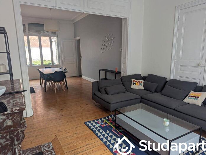 Appartement à louer - Saint Michel-Tertiales-Le Rôleur, Valenciennes - 1 pièce - 2 chambres