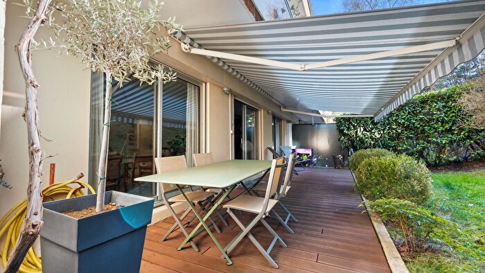 Appartement à vendre - Garches, Buzenval - 5 pièces - 3 chambres