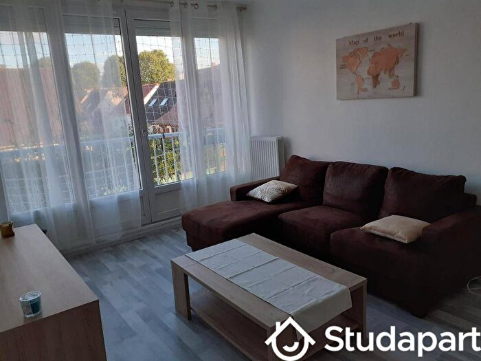 Appartement à louer - Les Bruyeres, Le Petit-Quevilly - 1 pièce - 3 chambres