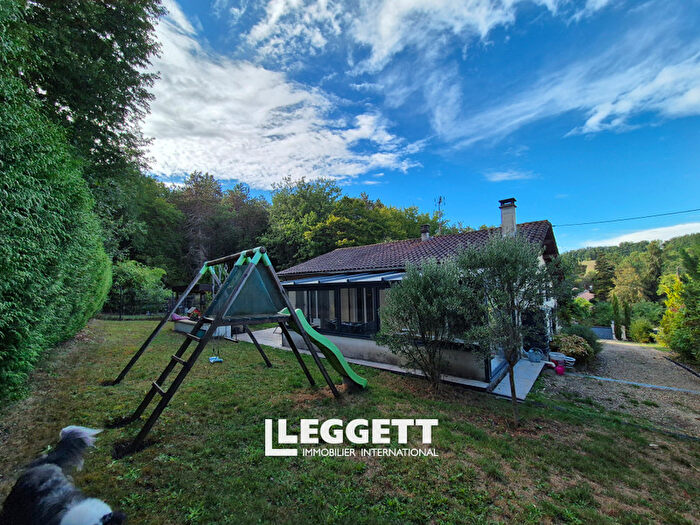 Maison à vendre - Trélissac - 8 pièces - 4 chambres