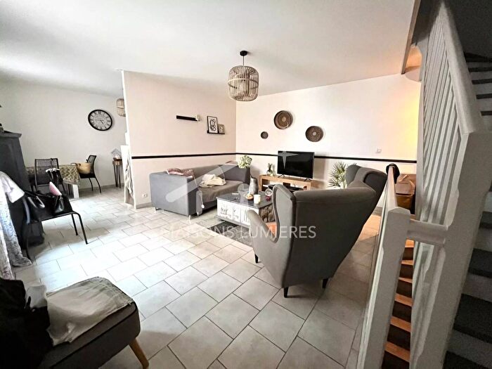 Maison à louer - La Ville, LIsle-sur-la-Sorgue - 3 pièces - 2 chambres