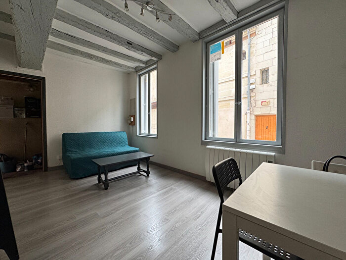 Appartement 1 pièce à Tours, Cathédrale, à louer