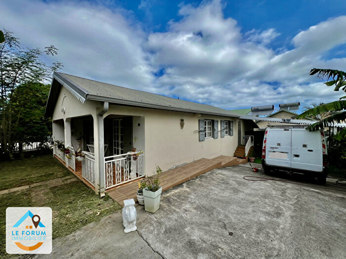 Maison à vendre - Saint-Pierre - 4 pièces - 3 chambres