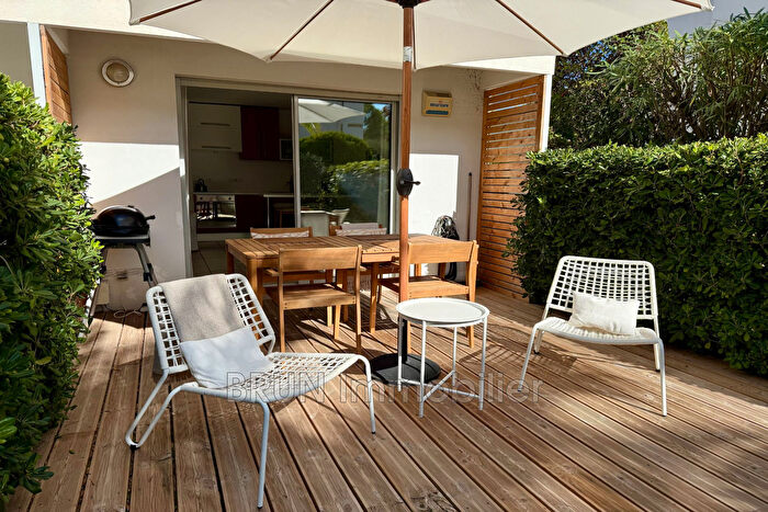 Appartement à vendre - Antibes, Juan-les-Pins, Le Cap - 2 pièces - 1 chambre