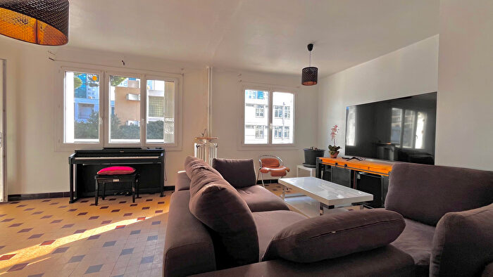 Appartement à vendre - Toulon, Champs-de-Mars - 4 pièces - 2 chambres