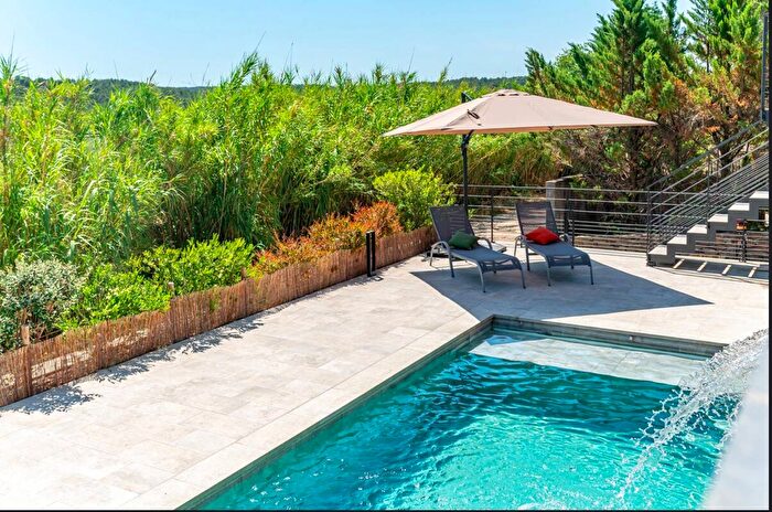 Maison à louer - Est Nord Est et Sud Est, Saint-Gély-du-Fesc - 6 pièces - 4 chambres