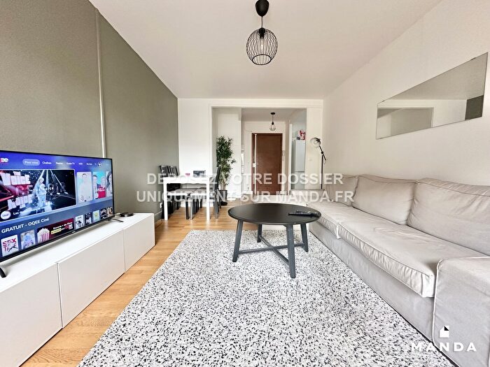 Appartement à louer - Choisy-le-Roi, Centre-ville, Parc Prairie, Hautes Bornes - 5 pièces - 4 chambres