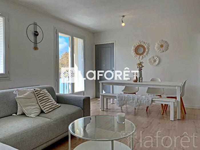 Appartement 4 pièces à Bourg-en-Bresse, Vennes, Bouvent, Charmettes, à louer