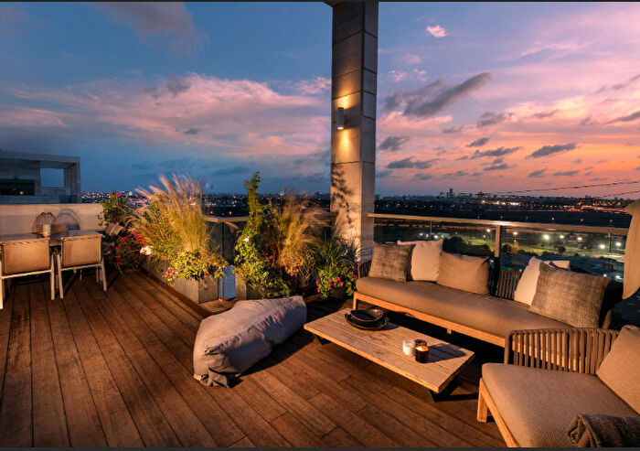 Appartement à vendre - Lyon e , Laënnec, Mermoz - 5 pièces - 4 chambres