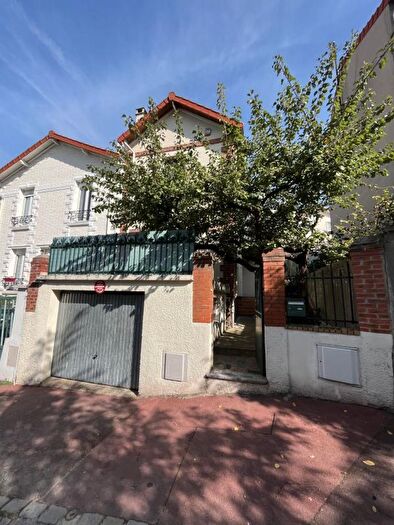 Maison à vendre - Bagnolet, Centre-ville - 5 pièces - 3 chambres