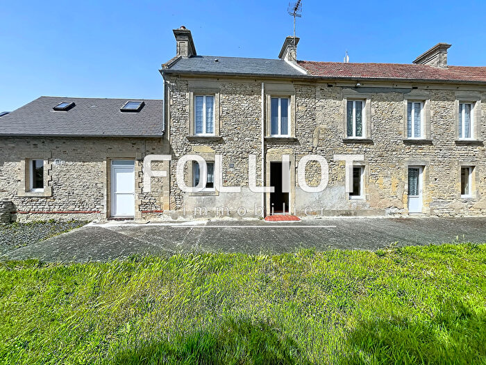 Longues-sur-Mer : Maison 4 pièces à vendre