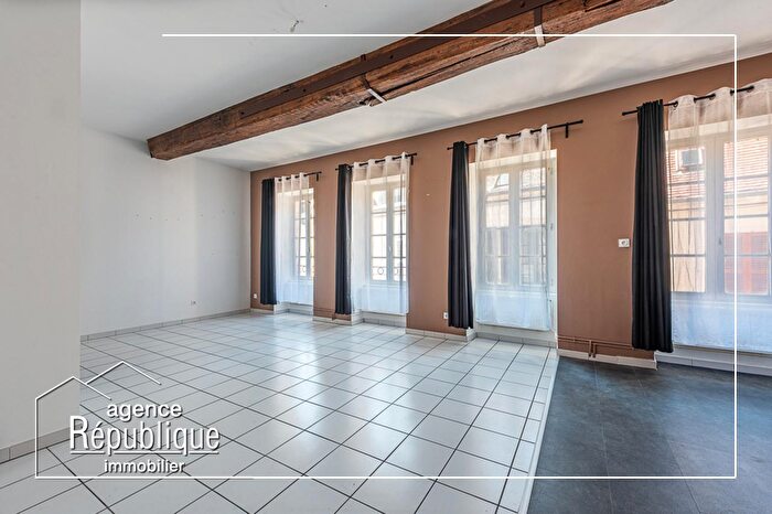 Appartement à louer - Nuits-Saint-Georges - 2 pièces - 1 chambre