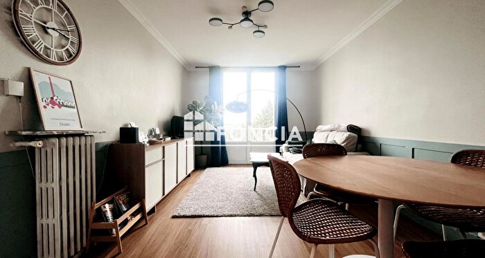 Appartement à vendre - Cholet, Bretagne - 4 pièces - 3 chambres