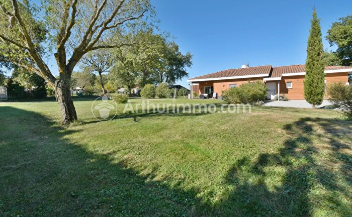 Maison à vendre - Teulat - 5 pièces - 3 chambres