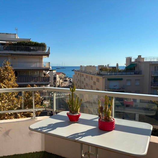 Appartement 3 pièces à louer à Centre Ville, Antibes