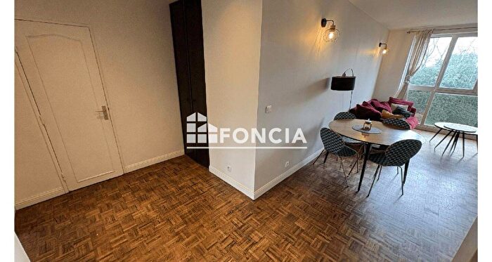 Appartement 2 pièces à louer - République, Suresnes