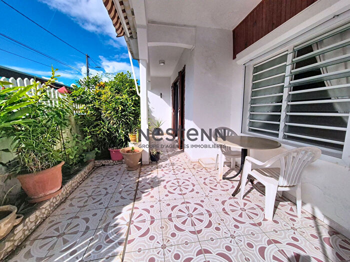 Maison à vendre - Capesterre-Belle-Eau - 5 pièces - 4 chambres