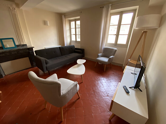 Appartement à louer - Carcassonne, Cité Médiévale, Barbacane, Trivalle - 2 pièces - 1 chambre