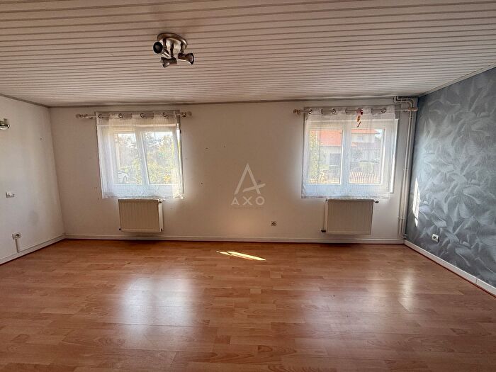 Maisons à vendre et appartements à louer - 3