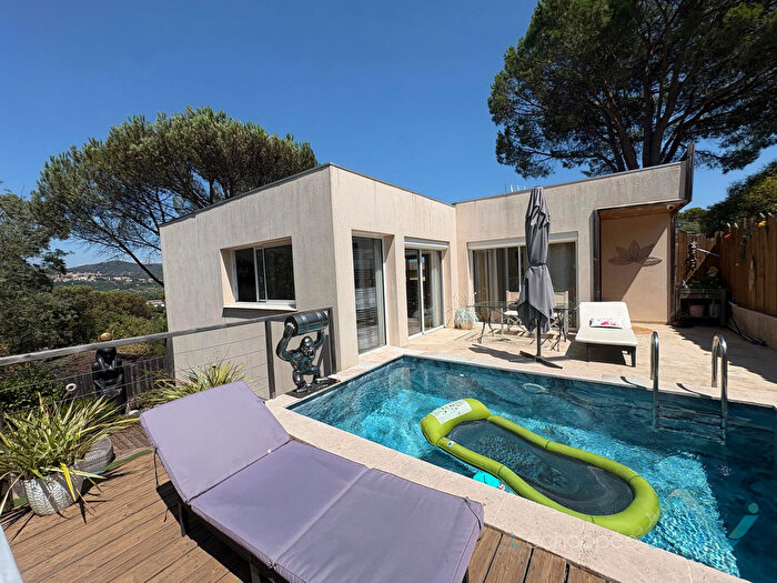 Maison 5 pièces à Cogolin, Argentière, Grenouille, à vendre