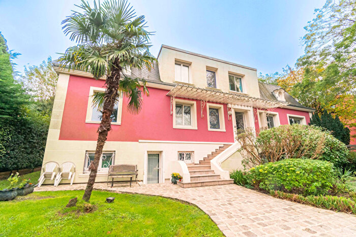 Appartement 5 pièces à Montmorency, Centre Montmorency, à vendre