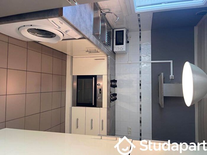 Appartement à louer - Abbaye, Grenoble - 1 pièce - 1 chambre