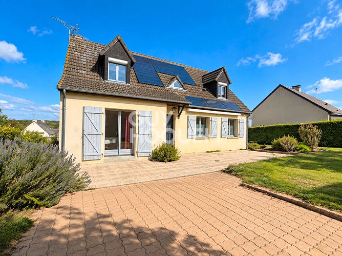 Maison 8 pièces à Avranches, à vendre