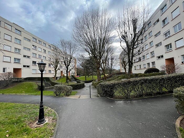 Appartement à louer - Coteaux-Plateau, Champigny-sur-Marne - 3 pièces - 2 chambres