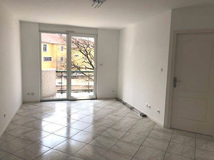 Appartement à louer - Rue de Doubs, Pontarlier - 2 pièces - 1 chambre